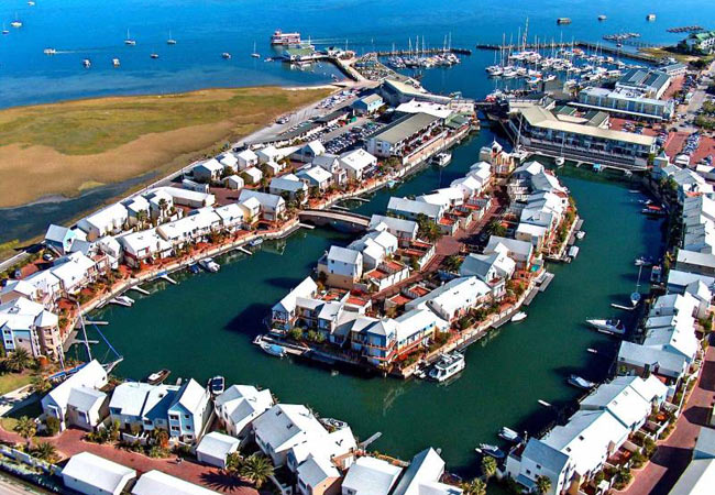 Knysna Waterfront in Knysna, Garden Route